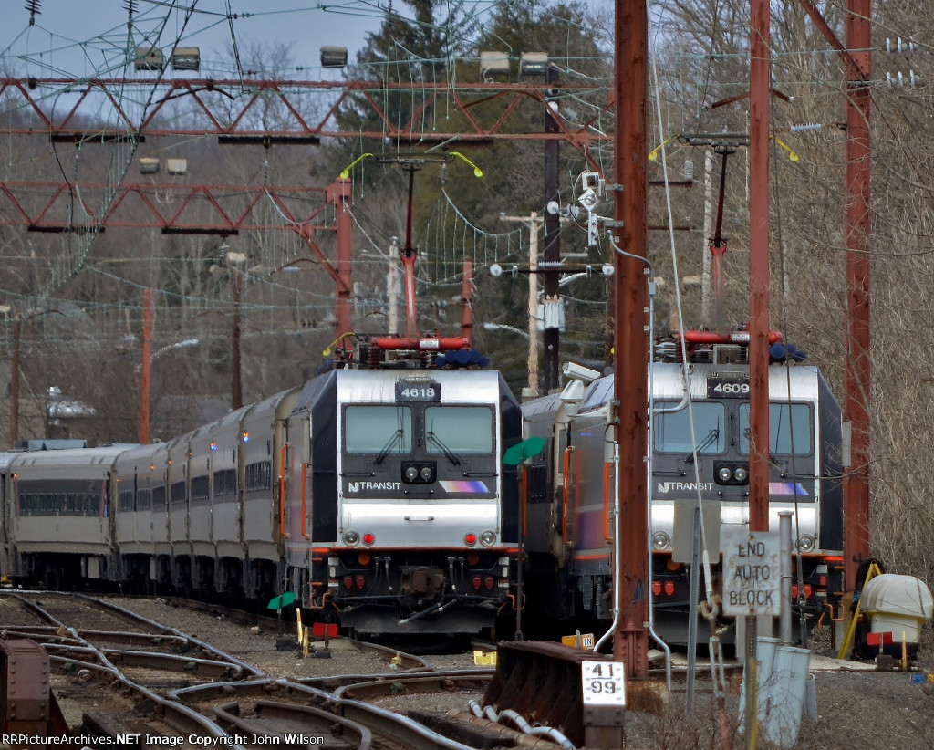 NJT 4618 & NJT 4609